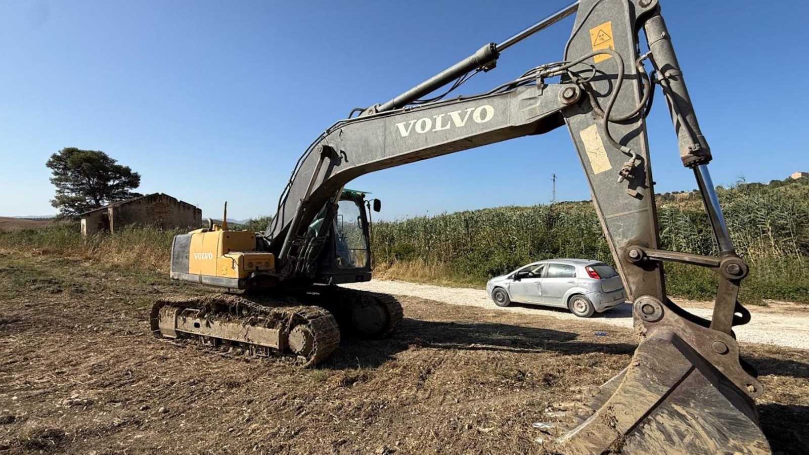 VOLVO EC235CNL | OmecoHub