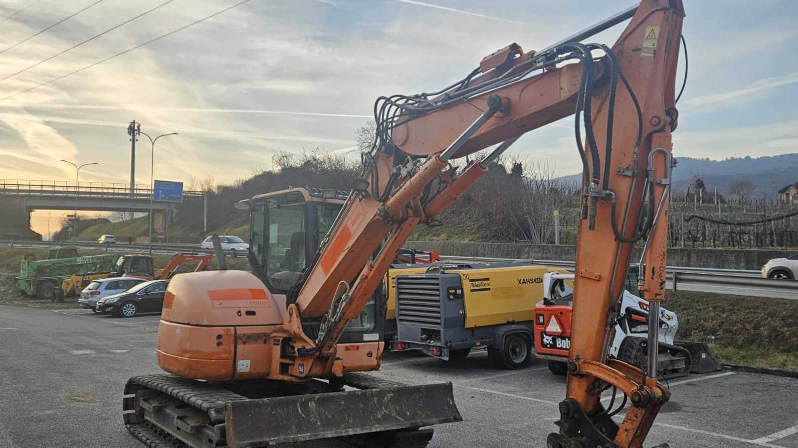 KOMATSU PC80MR3 | OmecoHub